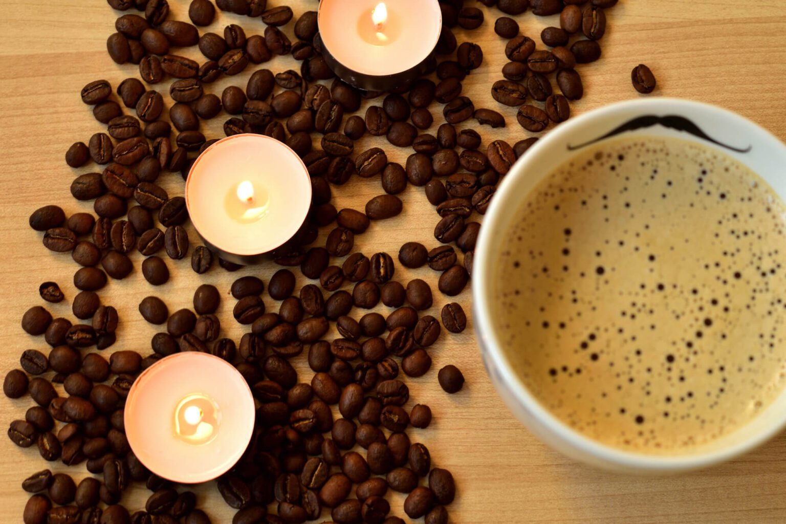 11 Amazing Coffee Scented Candles